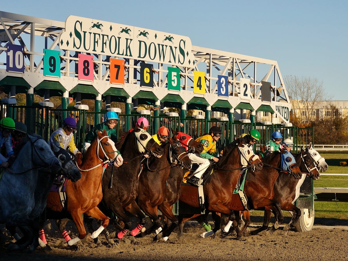 Boston to Amazon: Pick East Boston's Suffolk Downs for HQ2