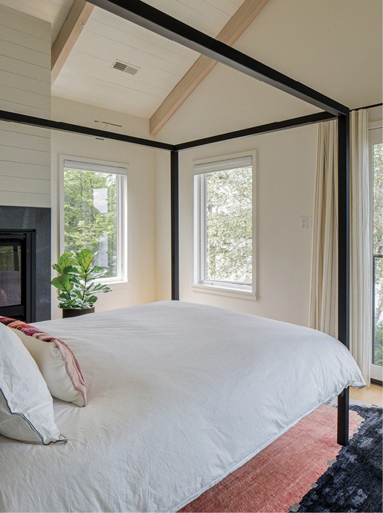 Coming Home: Inside a New Hampshire Summer Home by Spazio Rossi