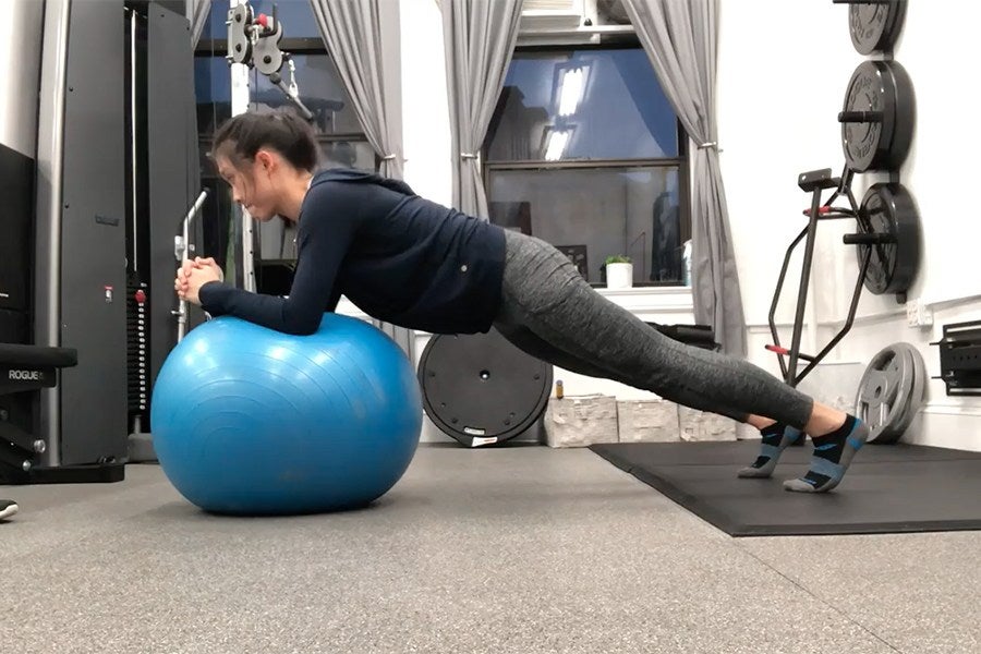 Master These Five Ski Exercises in the Gym Before Hitting the Slopes