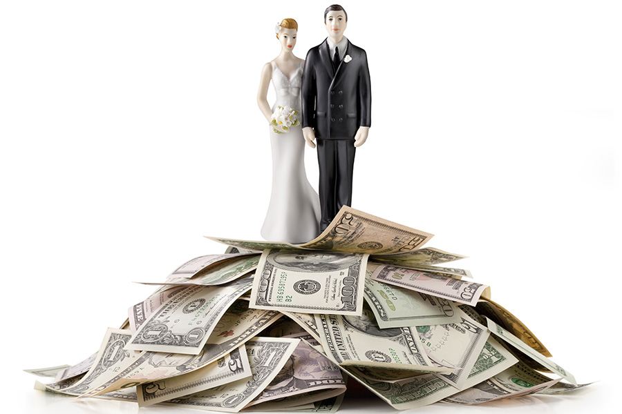 Dear Bitchless Bride: My Wedding Guest List Is Spiraling out of Control