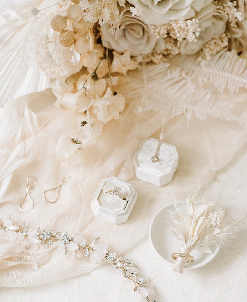 11 Wedding Accessory Shots to Inspire Your Day-Of Photos