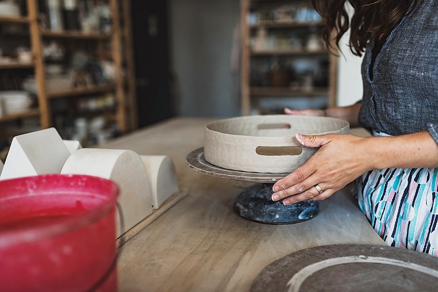 Elizabeth Benotti Crafts Beautiful, Functional Pottery for the Home