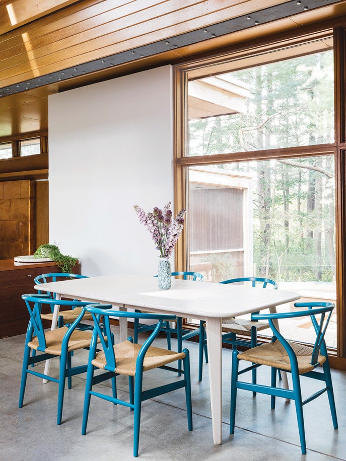 Lawless Design Brings Bohemian Flair to a Midcentury-Modern Home