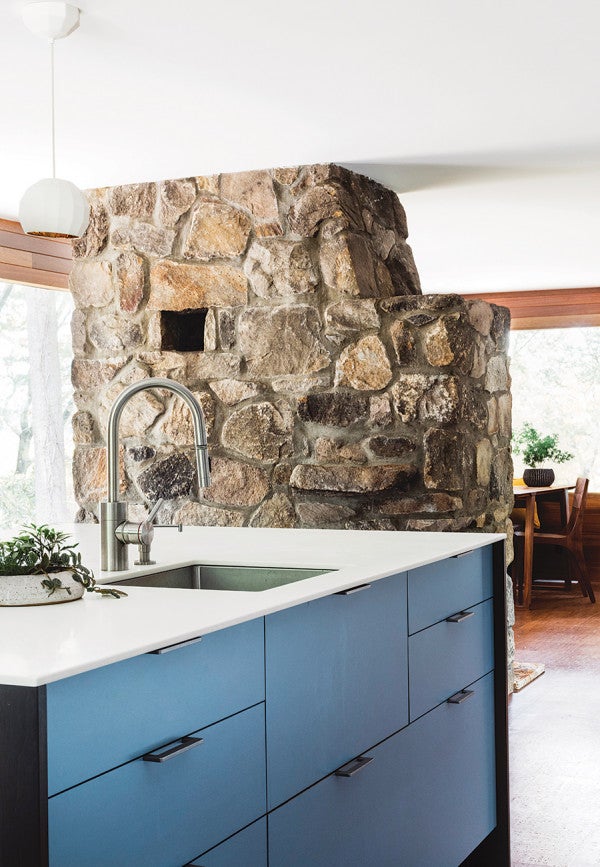 Lawless Design Brings Bohemian Flair to a Midcentury-Modern Home