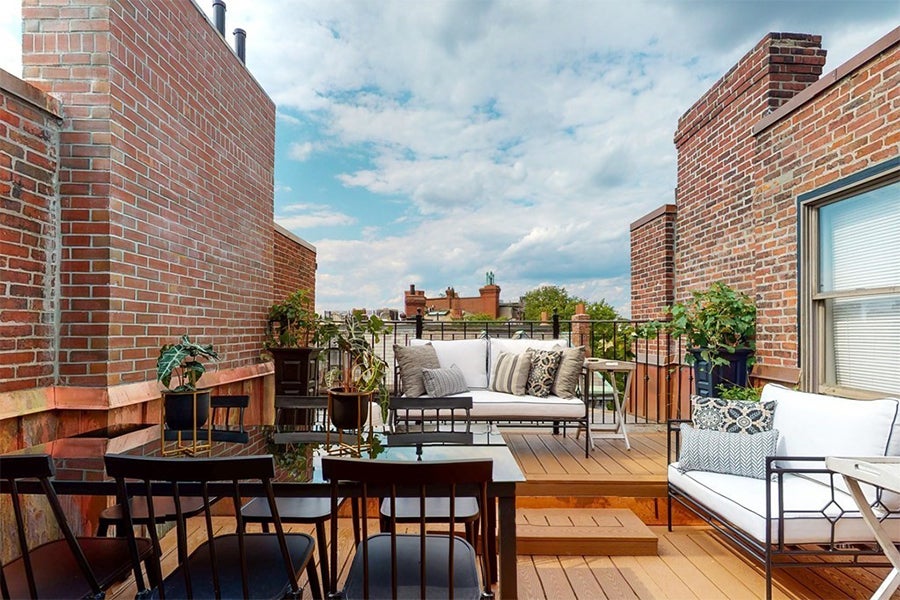 On the Market: A Five-Floor Beacon Hill Townhouse with a Roof Deck
