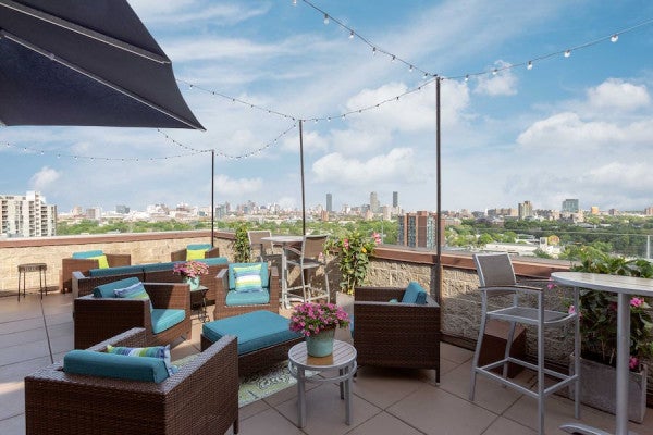 The Best Rooftop Bars and Restaurants in Boston