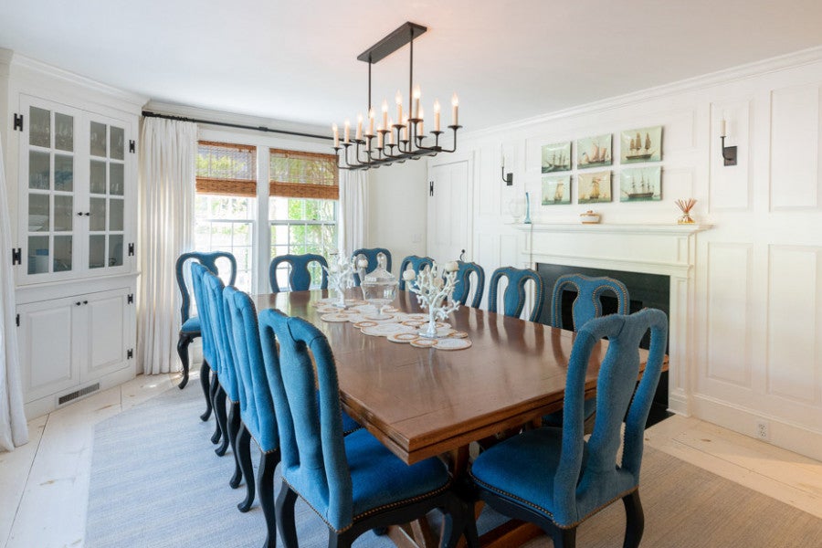 On the Market: A Charming Colonial-Style Home on Nantucket