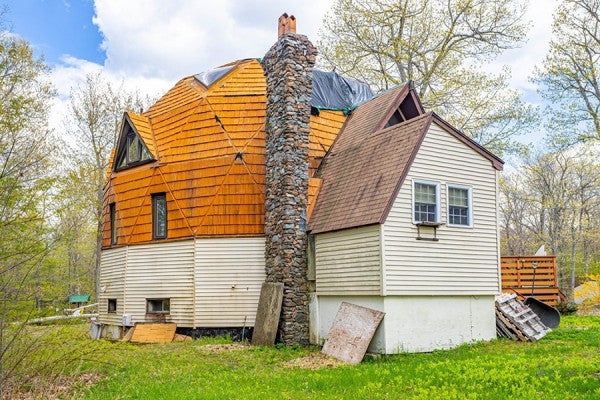 Here’s Your Chance to Own (And Restore) A Geodesic Home