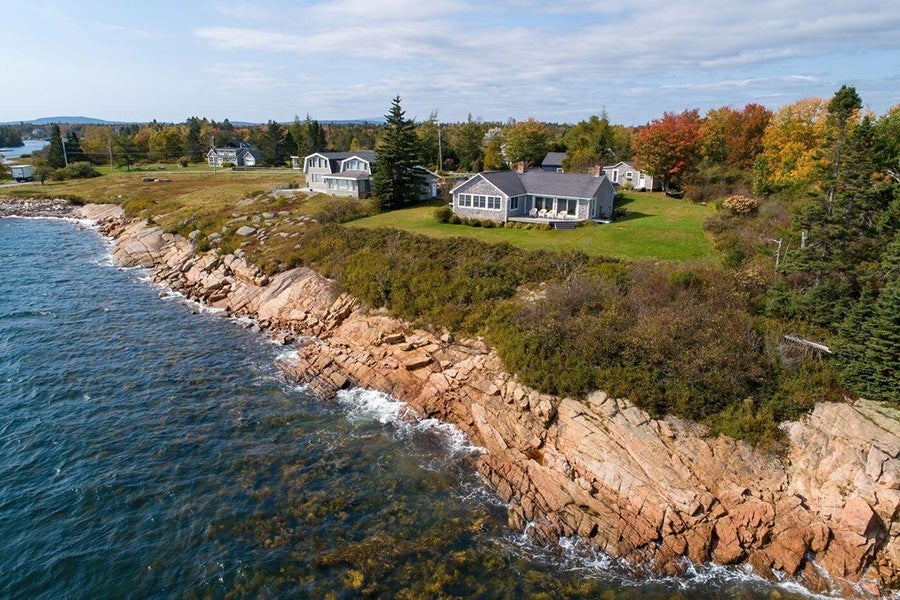 On the Market: A Charming Cliffside Cottage on the Maine Coast
