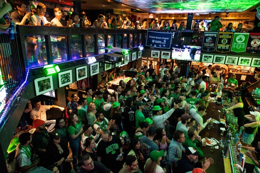 The Best Boston Sports Bars for Watching the Playoffs