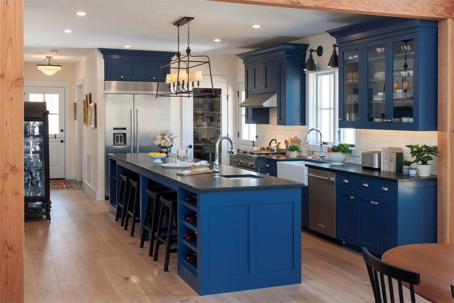 How to Get Custom Cabinets in Boston Without Overspending