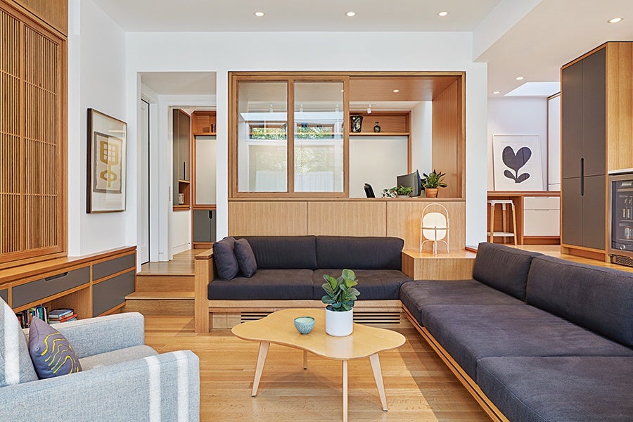 Moskow Linn Architects Corrected Traffic Flow in This Home