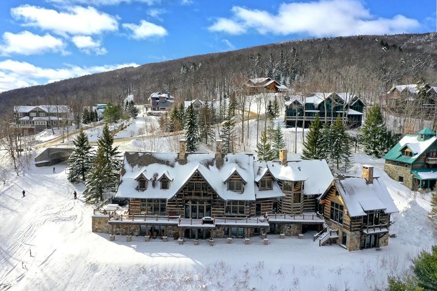 On the Market: A Rustic-Chic Home on a Ski Trail in Vermont