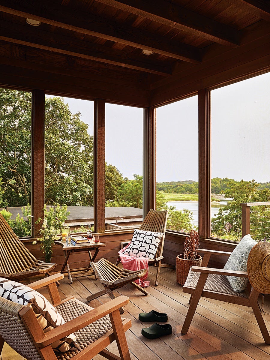 A Lovely New Cottage Brings Light to an Old Truro Foundation